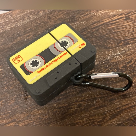 Portable Audio & Video | Vintage Retro Cassette Tape Air Pods Carrying ...
